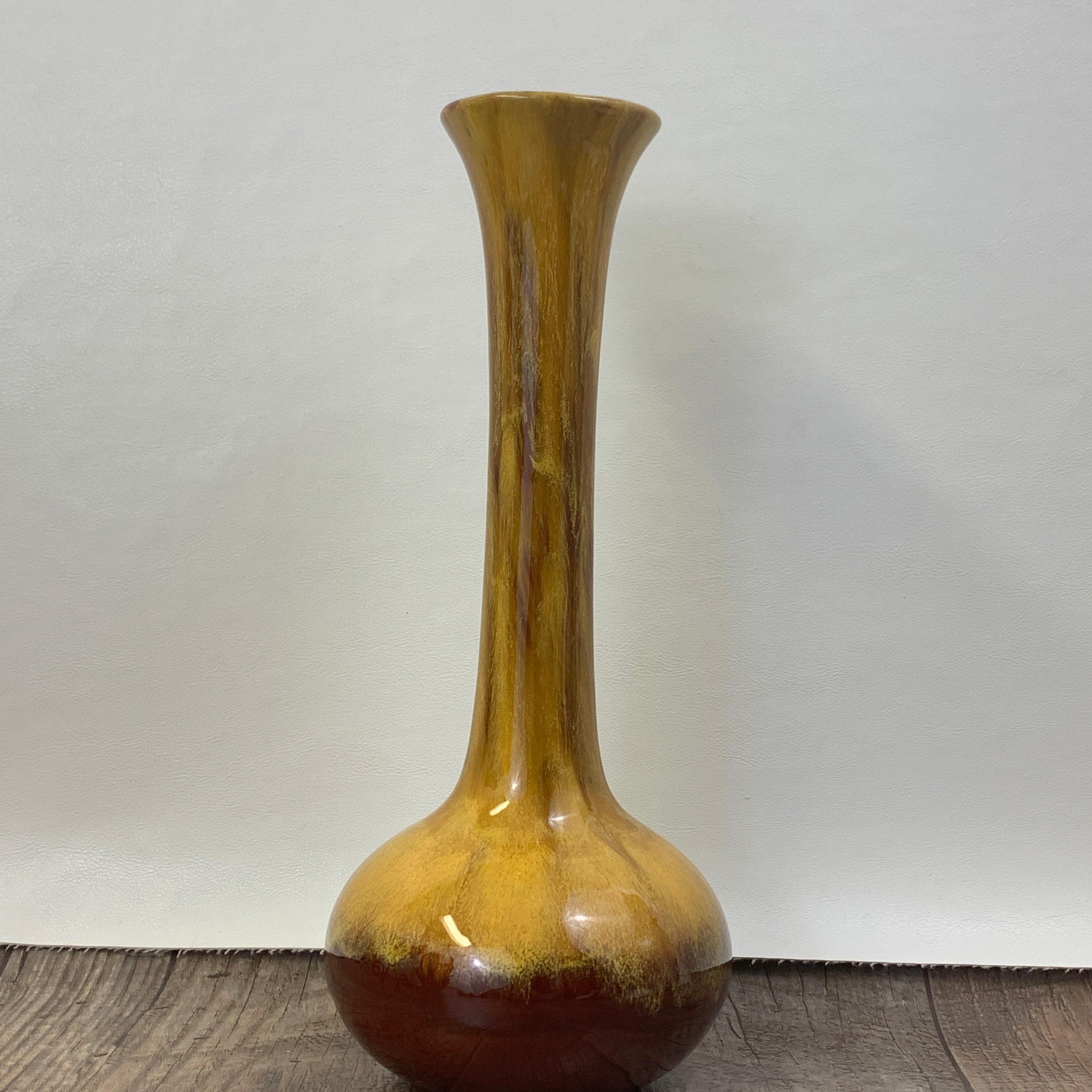 Tall Pottery Vase with Gold Drip Glaze – BarbeesTreasures